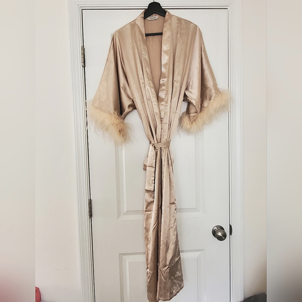 Satin Kimono With Ostrich Feather Trim - Gem